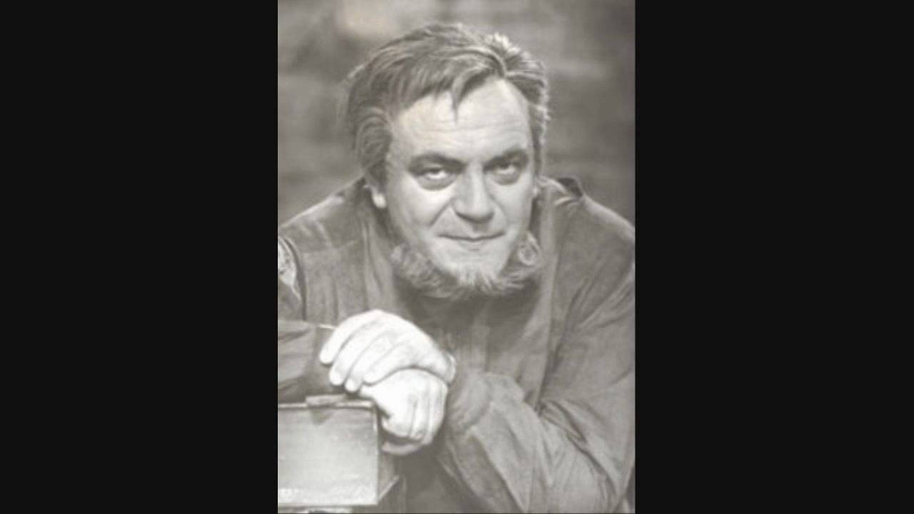 JOSEF GREINDL SINGT " DER EDELFALK " - YouTube