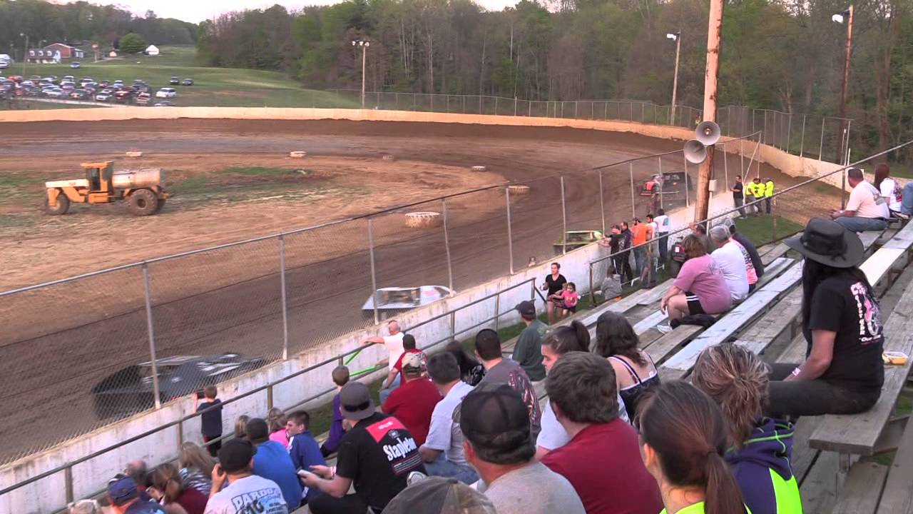 5 2 15 Twin Cities Raceway Park Heat Race - YouTube