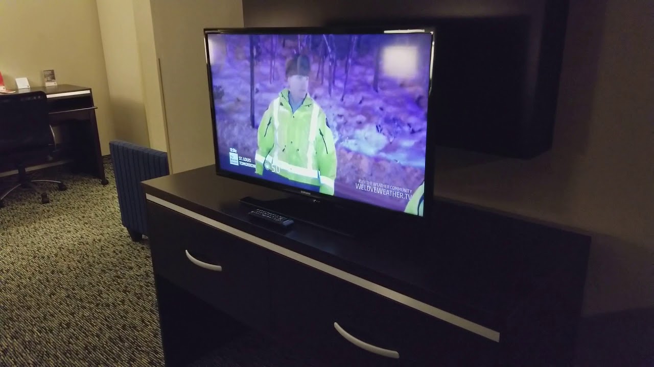 Comfort Suites FLL Room Review - YouTube