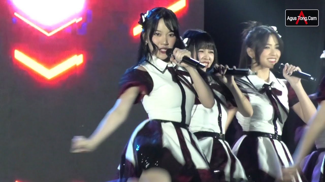 Flying Get - Fancam Marsha JKT48 | At Spring Has Come 2024 - YouTube