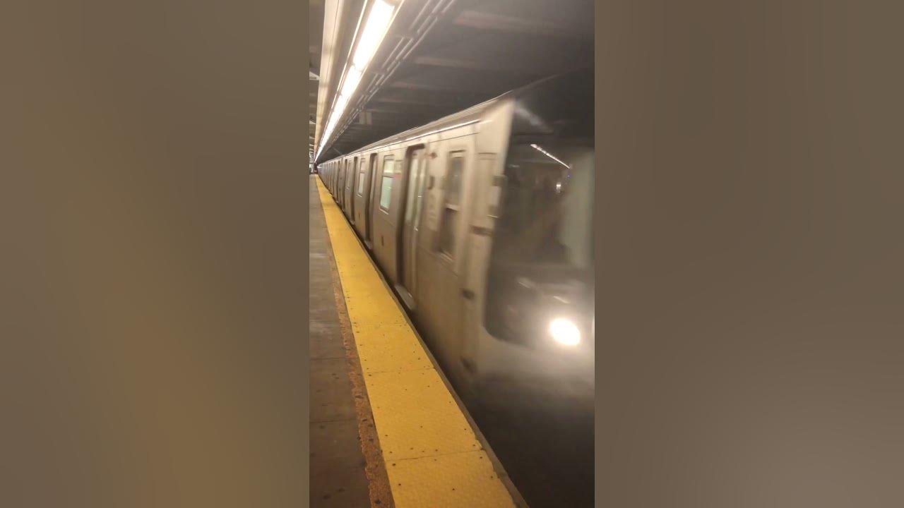 Not in service R143 bypassing 3rd Ave - YouTube