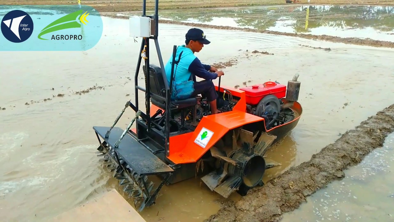 PEMERINTAH MEMPERKENALKAN ALSINTAN TERBARU UNTUK LAHAN SAWAH KE ...