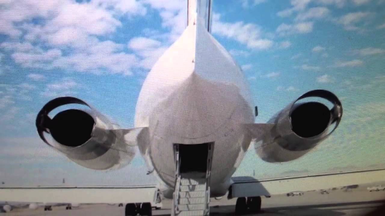 MD-80 Fuel Saving Modified Thrust Reverser - YouTube