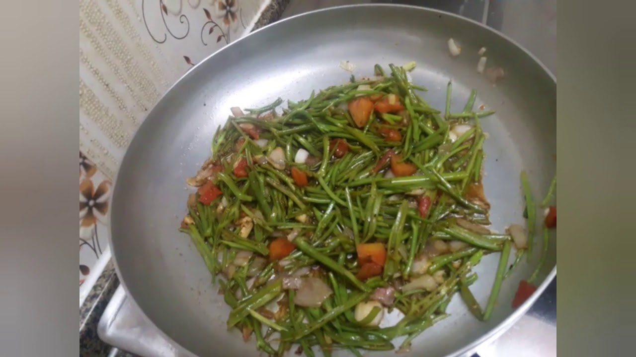 LUTO TAYO!!GINISANG KANGKONG WITH FRIED TOYO NA DILIS!!! - YouTube