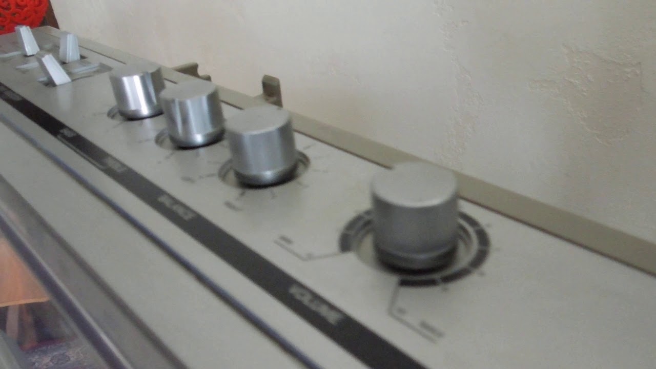 Aiwa CS-660 - YouTube