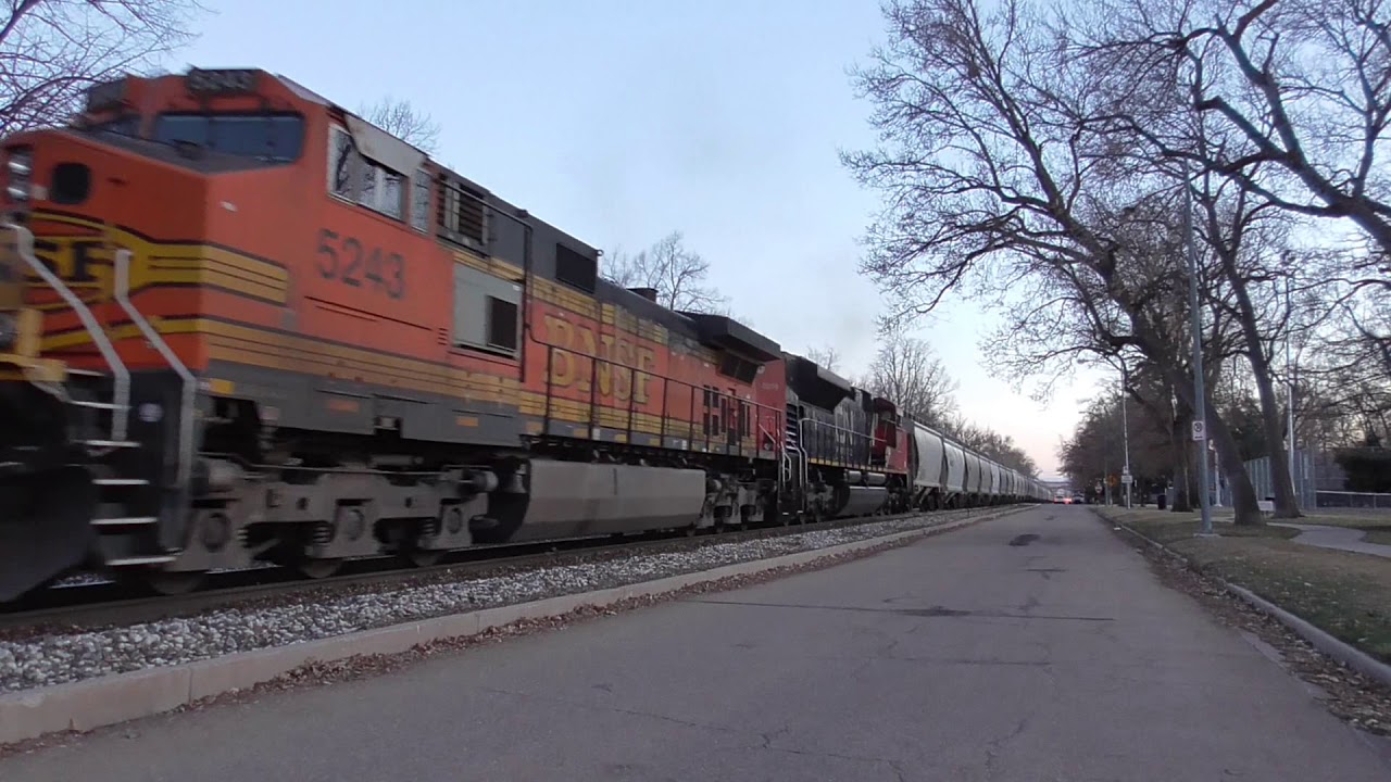 BNSF 3854 North [CN SD70M 2!] - YouTube