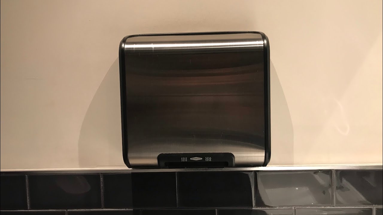 Bobrick Trimdry at Wagamama Valley Centertainment Sheffield 🚹 - YouTube