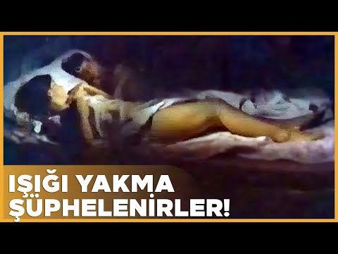 Vahşi ve Tatlı Türk Filmi | Zeynep ve Murat Birbirini Arzuluyor!