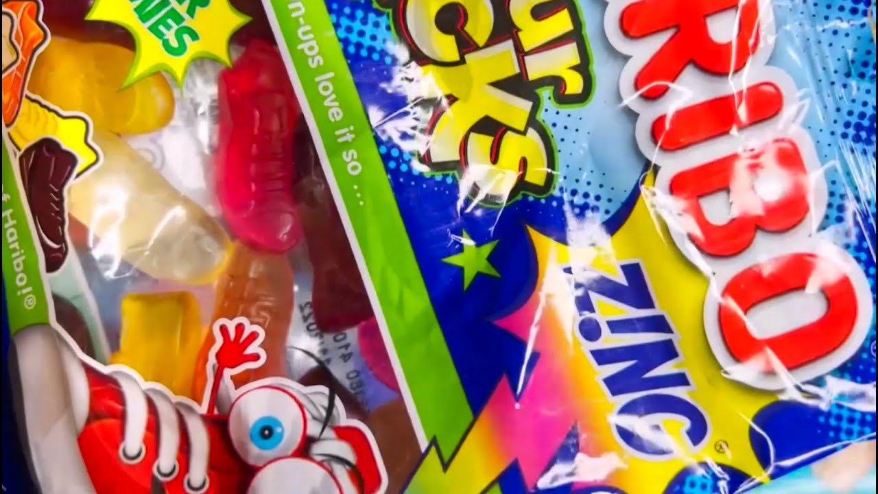 GUMMY SHOES OPENING CANDY KICKS - YouTube