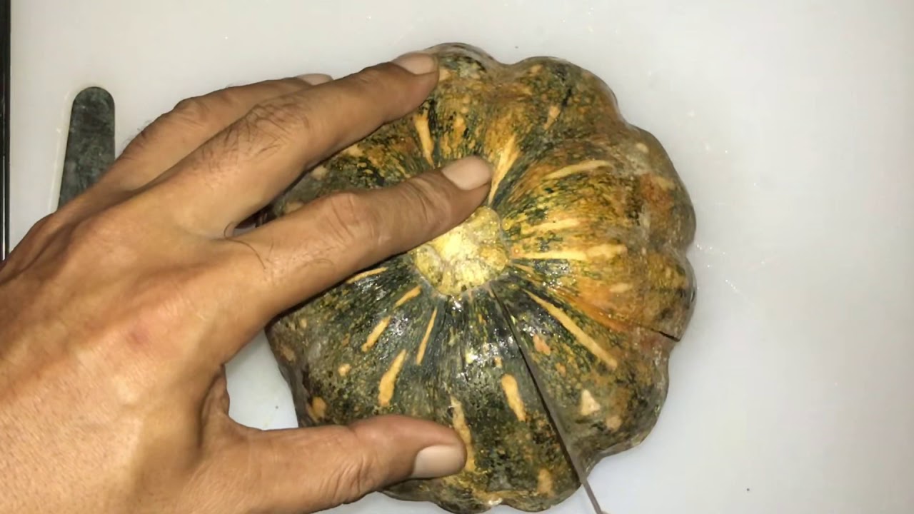 Cara mengupas labu paling pantas - YouTube