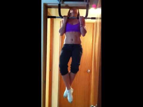 Aussie Jess 15 PULL UPS in only 2 weeks!