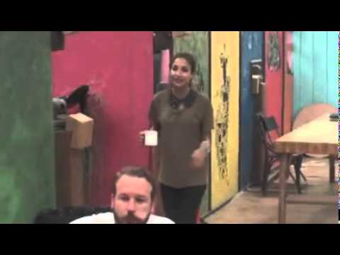 Meral'den Bahadır'a imalı şarkı