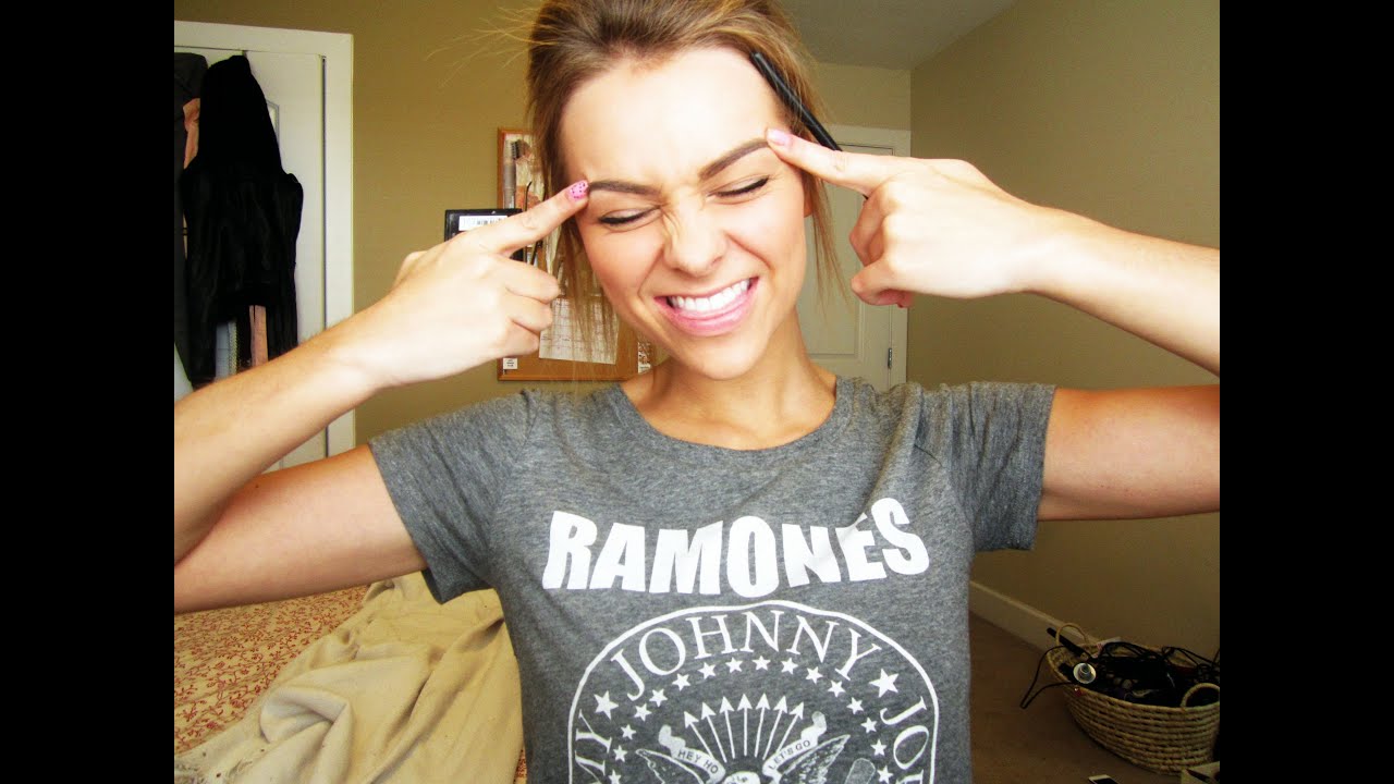 How To: Eyebrow Tutorial | Melissa Merk - YouTube