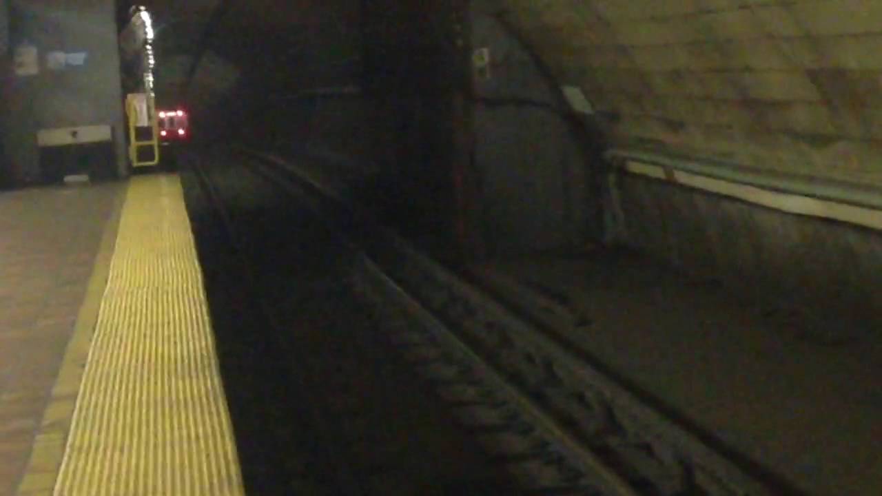 Ashmont bound MBTA red line train departing Porter - YouTube