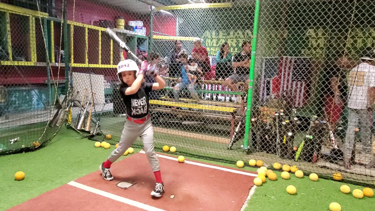 Aidan de Leon Team Texas 10u(4) - YouTube
