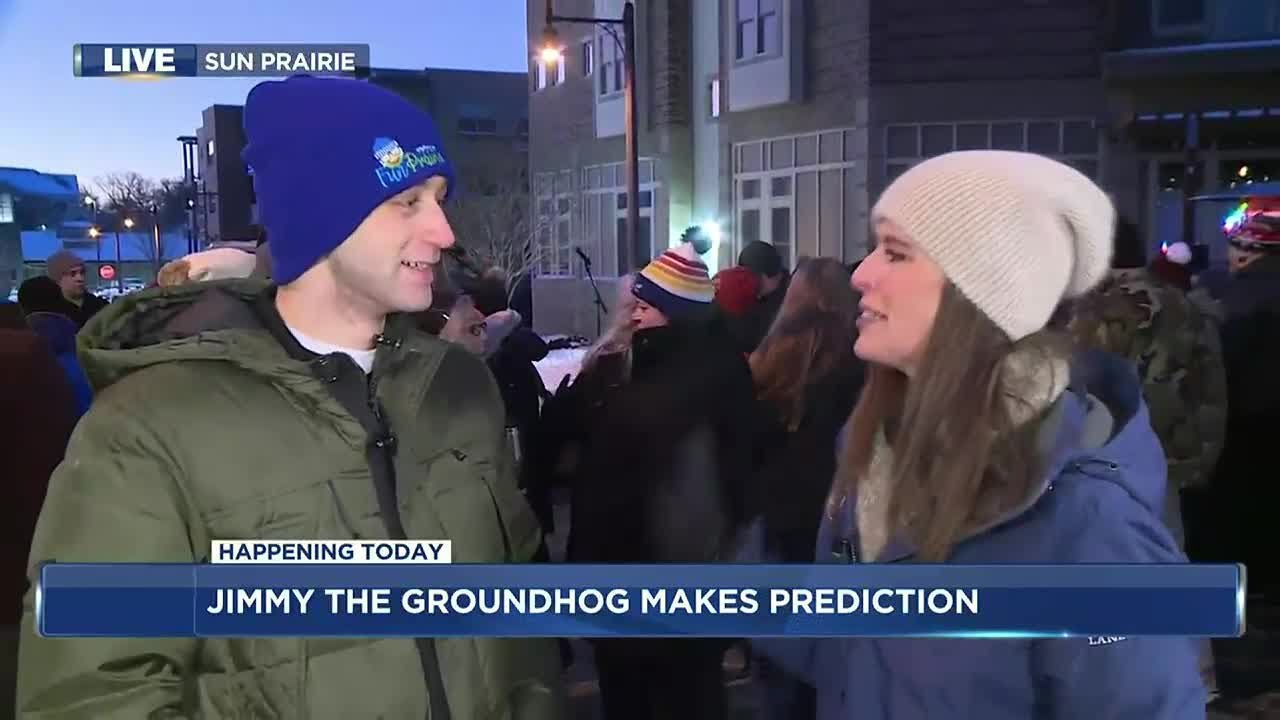 Jimmy the Groundhog 75th annual prognostication in Sun Prairie - YouTube