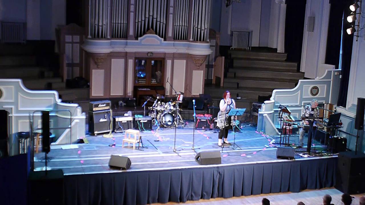 Yazoo - Mike Smith Guitar Academy Charity Concert - YouTube
