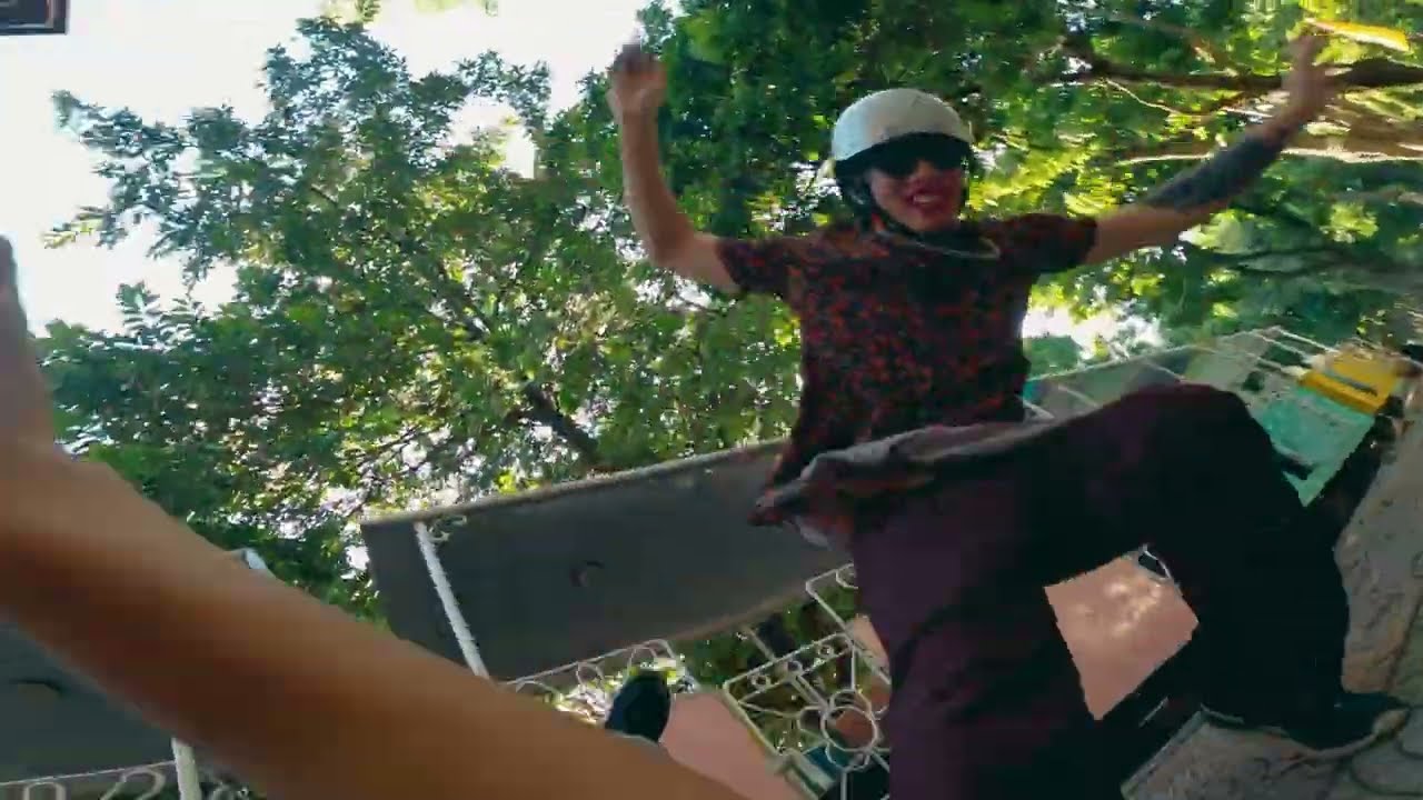 ESCAPE FROM ANGRY MOM PART 2 (Epic Parkour Chase) - YouTube