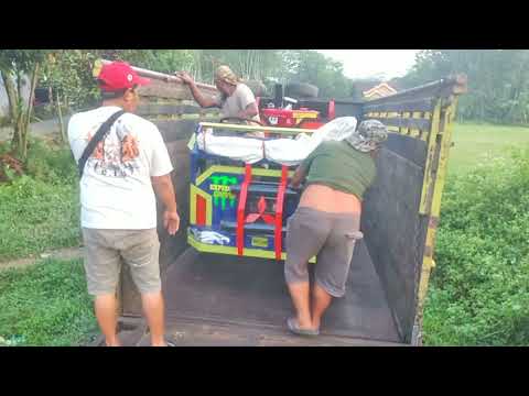 naik truk ke lampung minat 085204551865 #gergajikayu #mesin #serkel #udgarudamassinn