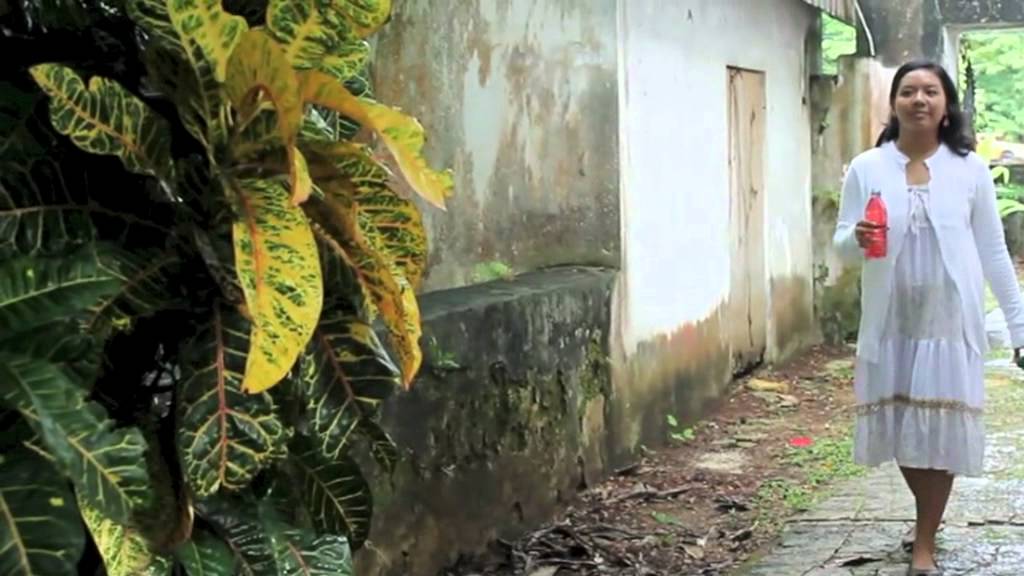 CHamorro Legend: I Trongkon Atbot de Fuegu - YouTube