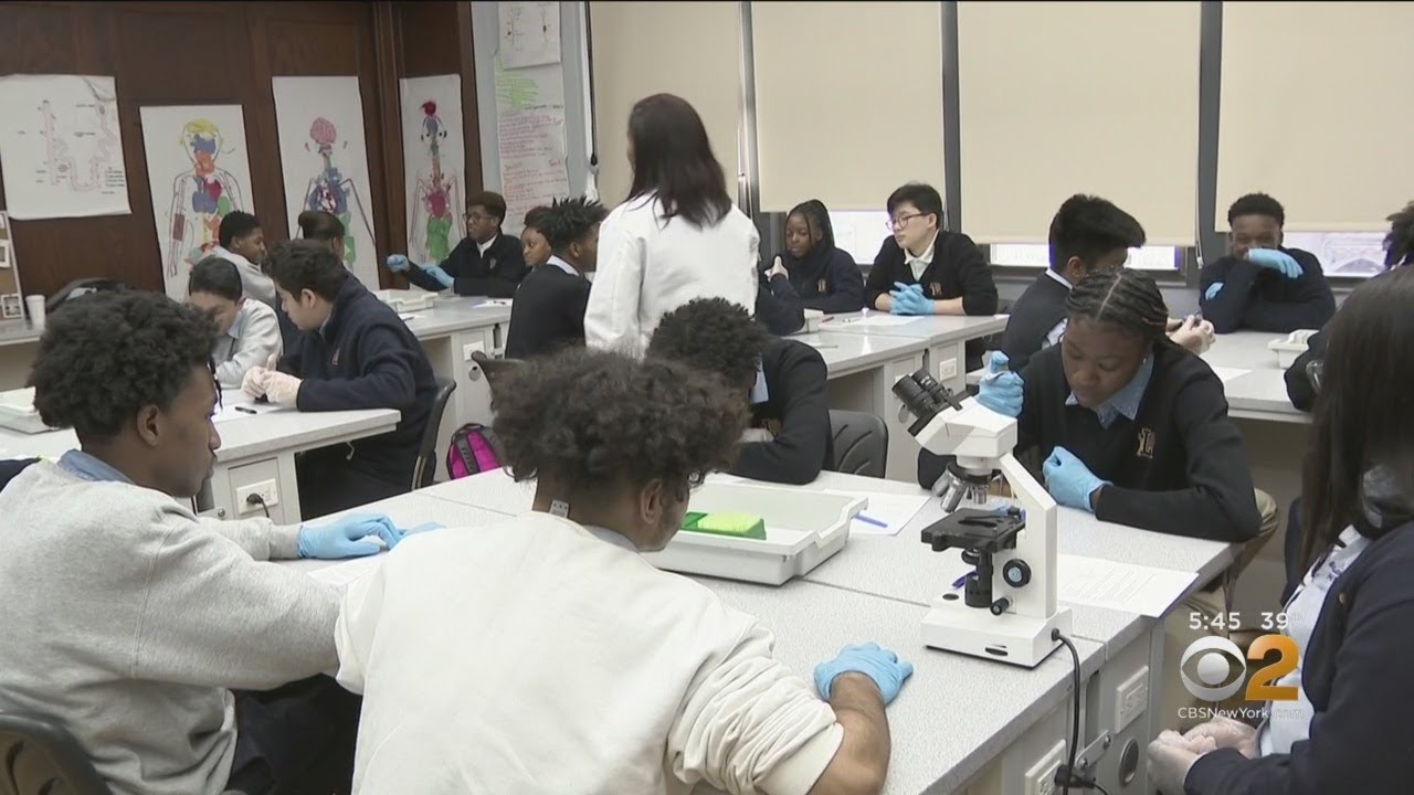 Classroom Experiment Aims To Show Teens The Dangers Of Vaping - YouTube