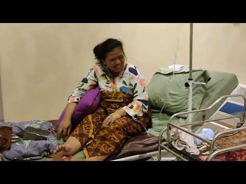 Lahiran anak pertama Om Tri Tante Hesti