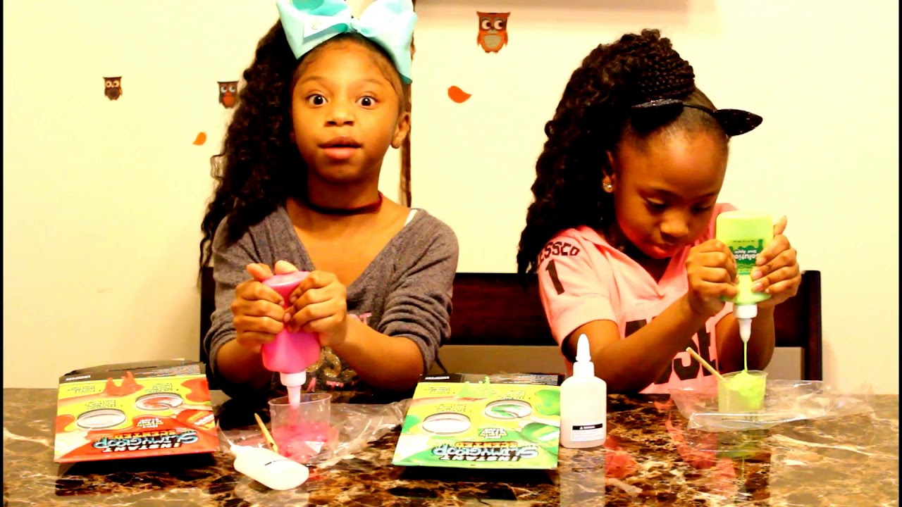 WE MADE SLIME FOR THE FIRST TIME - YouTube