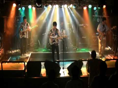 The Ventures cover band "Hattori Band" Part ② - YouTube