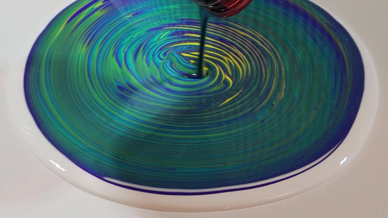 So Beautiful! Layered Cup Ring Pour - YouTube