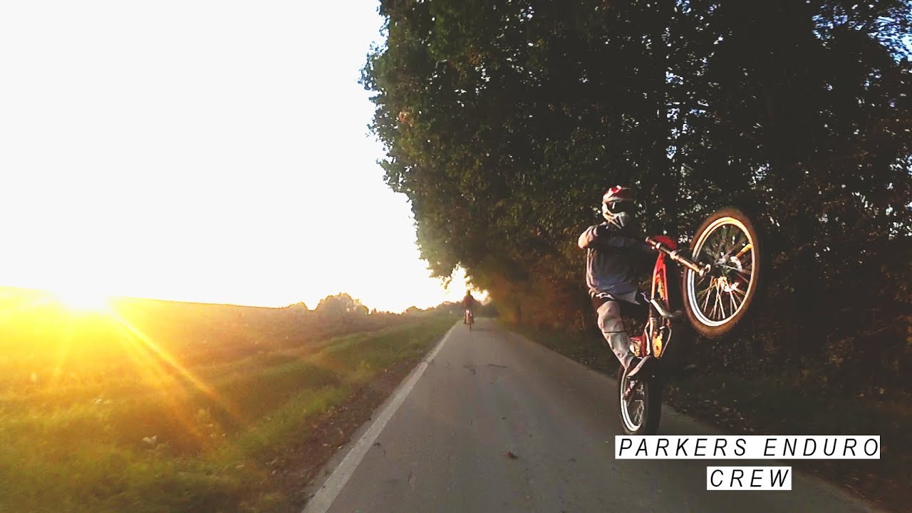 Gas Gas TXT 125 - The Wheelie Movie - YouTube