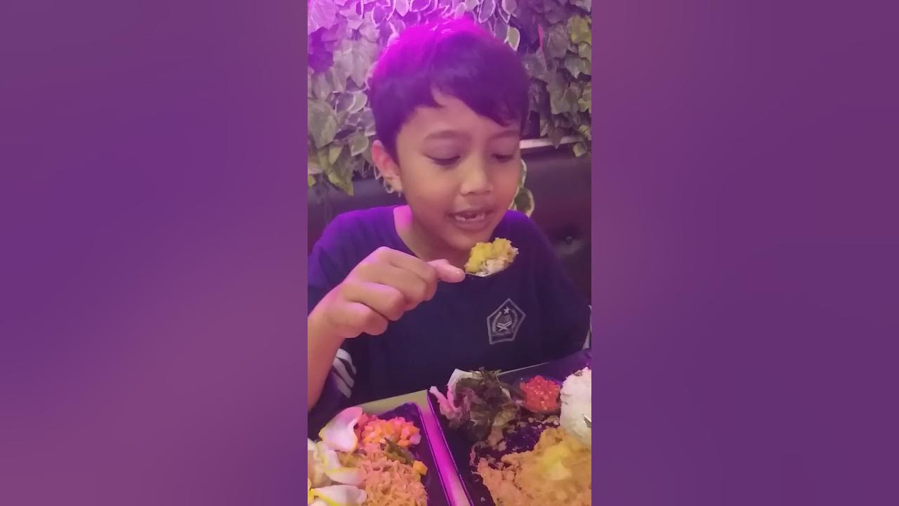 Icip icip jajanan di FakeRopang Depok part 2 (vlog amatir) - YouTube