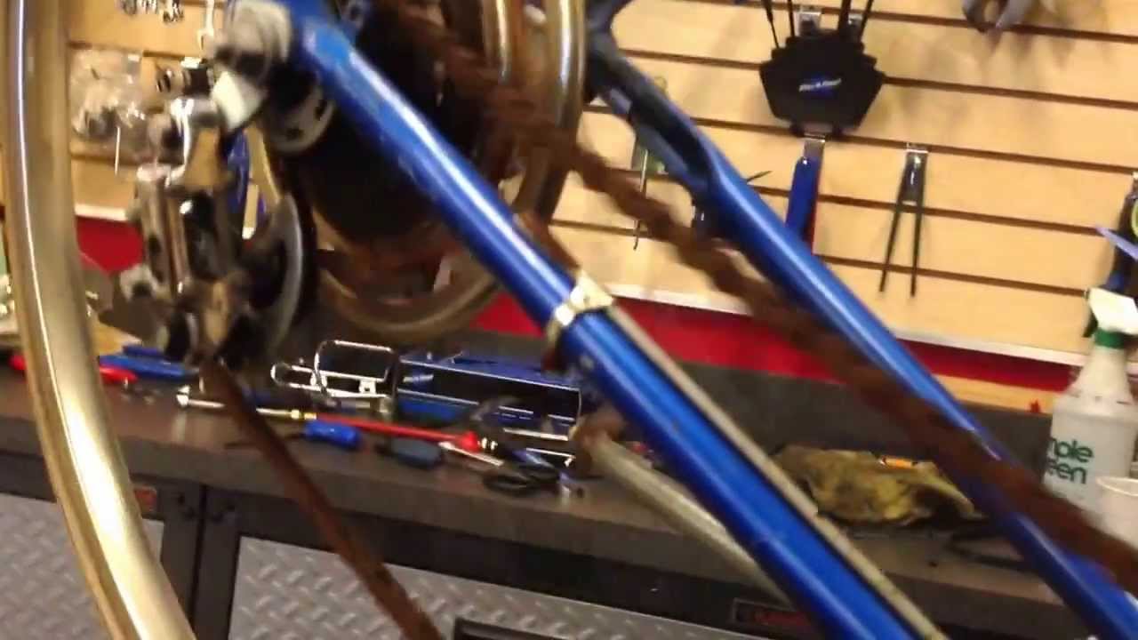 Schwinn Front Freewheel System (FFS) - YouTube