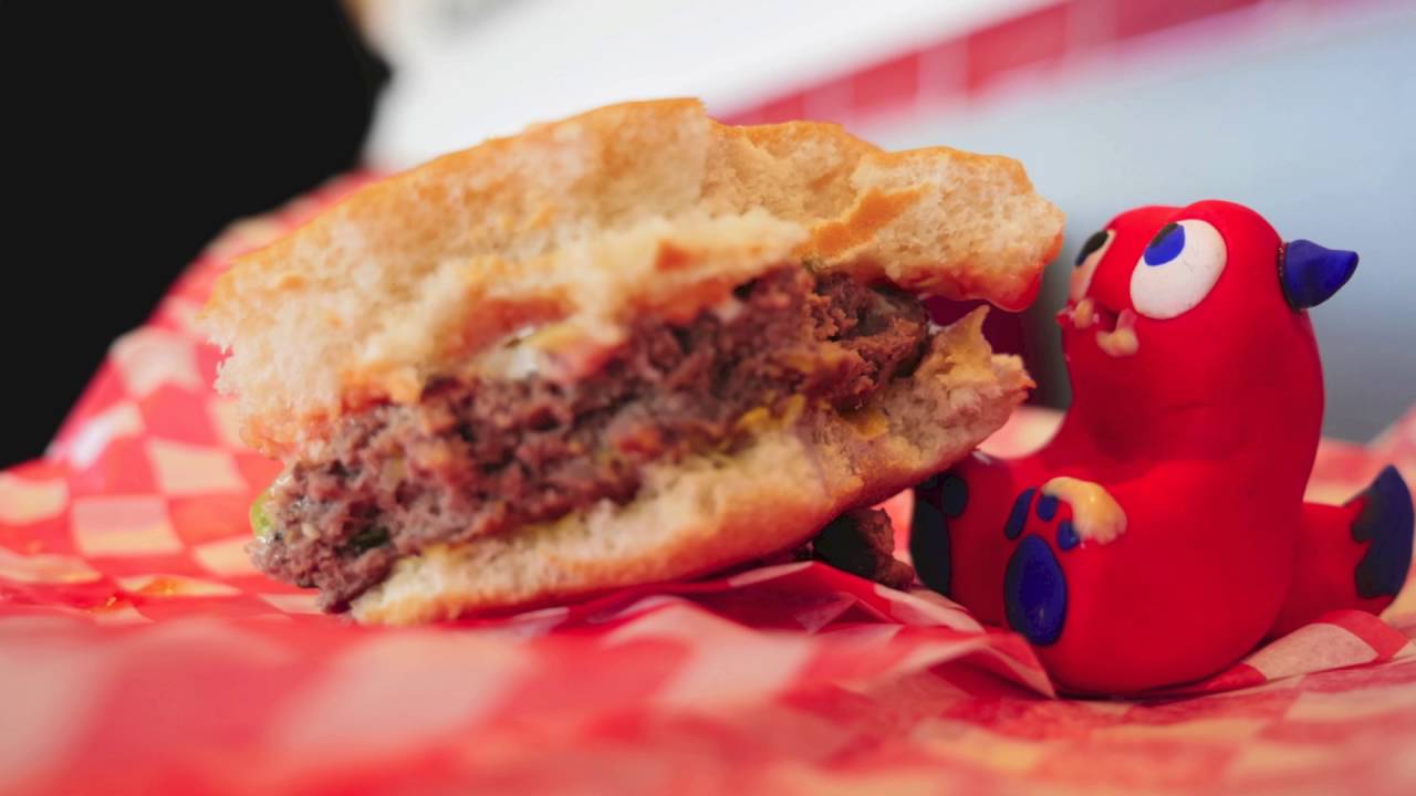 Hank Eating - YouTube