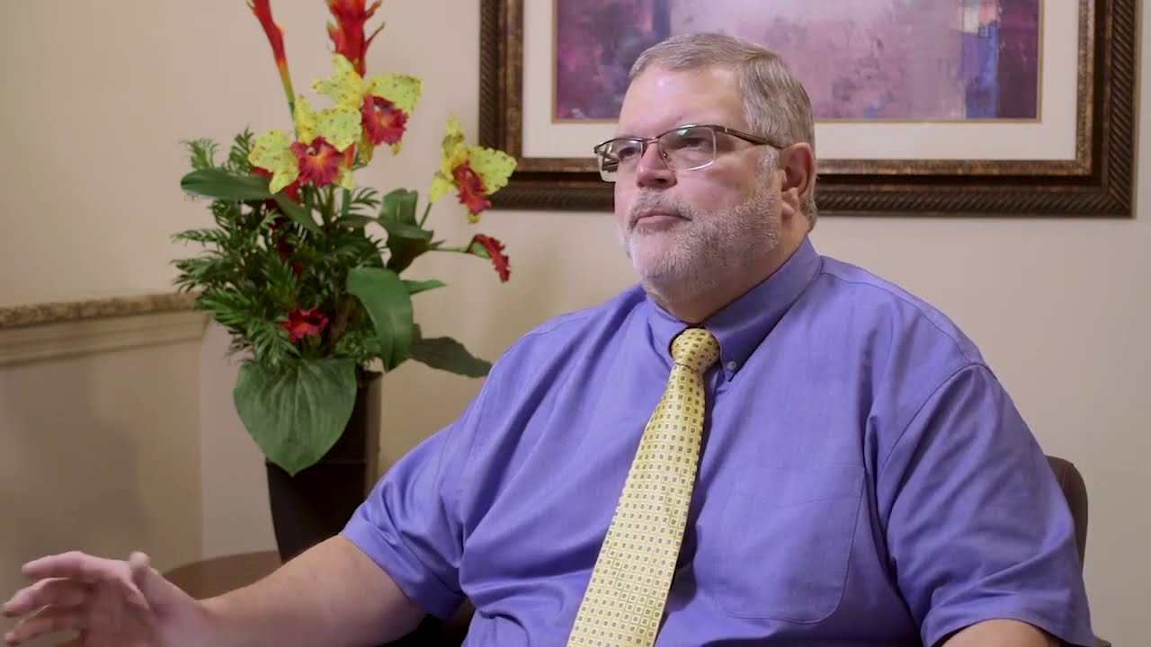 Doctor Hoop on How He Designs Complex Implant Surgery - YouTube