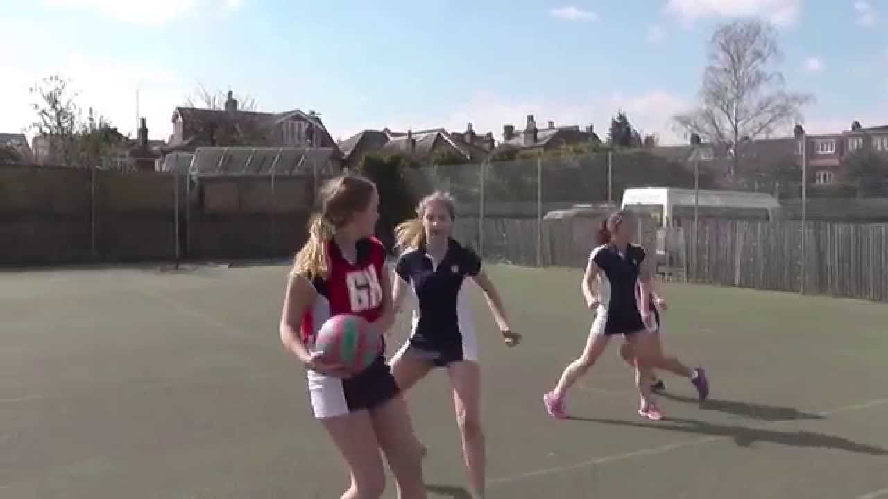 MOLLY AND FLO NETBALL 2V2 - YouTube