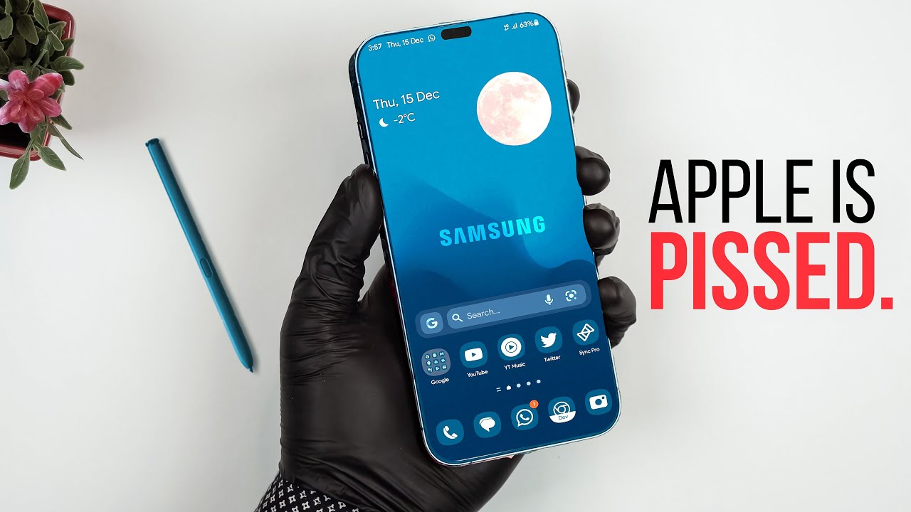 Samsung is TROLLING Apple Again 😂 - YouTube