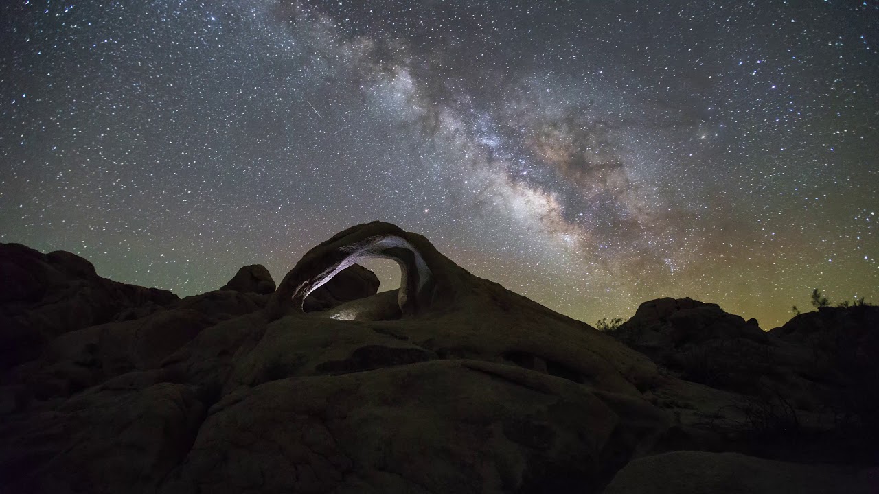 Starry Night in the California Desert - YouTube