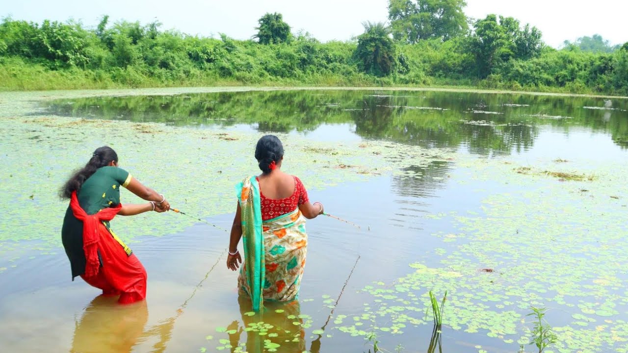 Fishing |🎣😮 best fishing video traditional hook fishing amazing girls ...