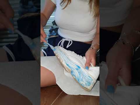 il rimedio casalingo più efficace per sbiancare le scarpe #cleaning #clean #shorts
