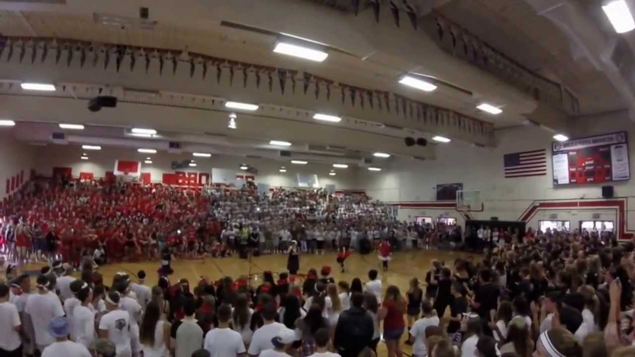 Bella Vista High Fall Sports Rally 15-16 and football game - YouTube