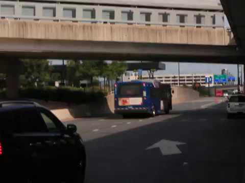 WMATA Metrobus - 2006 New Flyer D40LFR #6213 On Route B30 At BWI ...