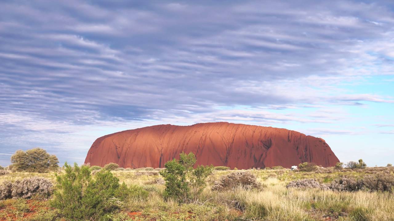 Uluru(烏魯魯), Australia by Time Lapse with Colour Change (4K Video) - YouTube