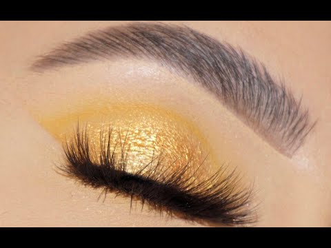 SOFT CLASSIC GOLD MAKEUP LOOK 🔥 - YouTube