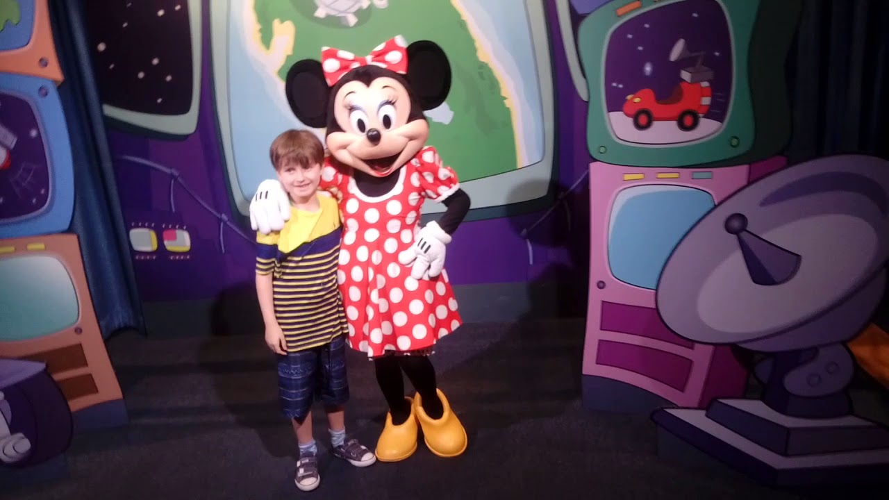 Minnie Mouse - Epcot Center - Magic Kingdom - Disneyworld - Orlando ...