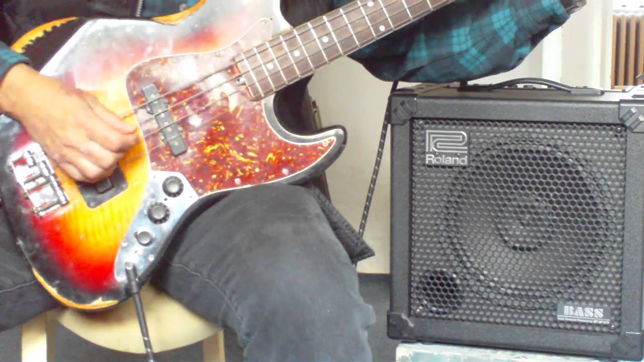 Relic Copy of Fender Jazz Bass 1962 ex Hofner JB + Roland Cube 30 Bass ...