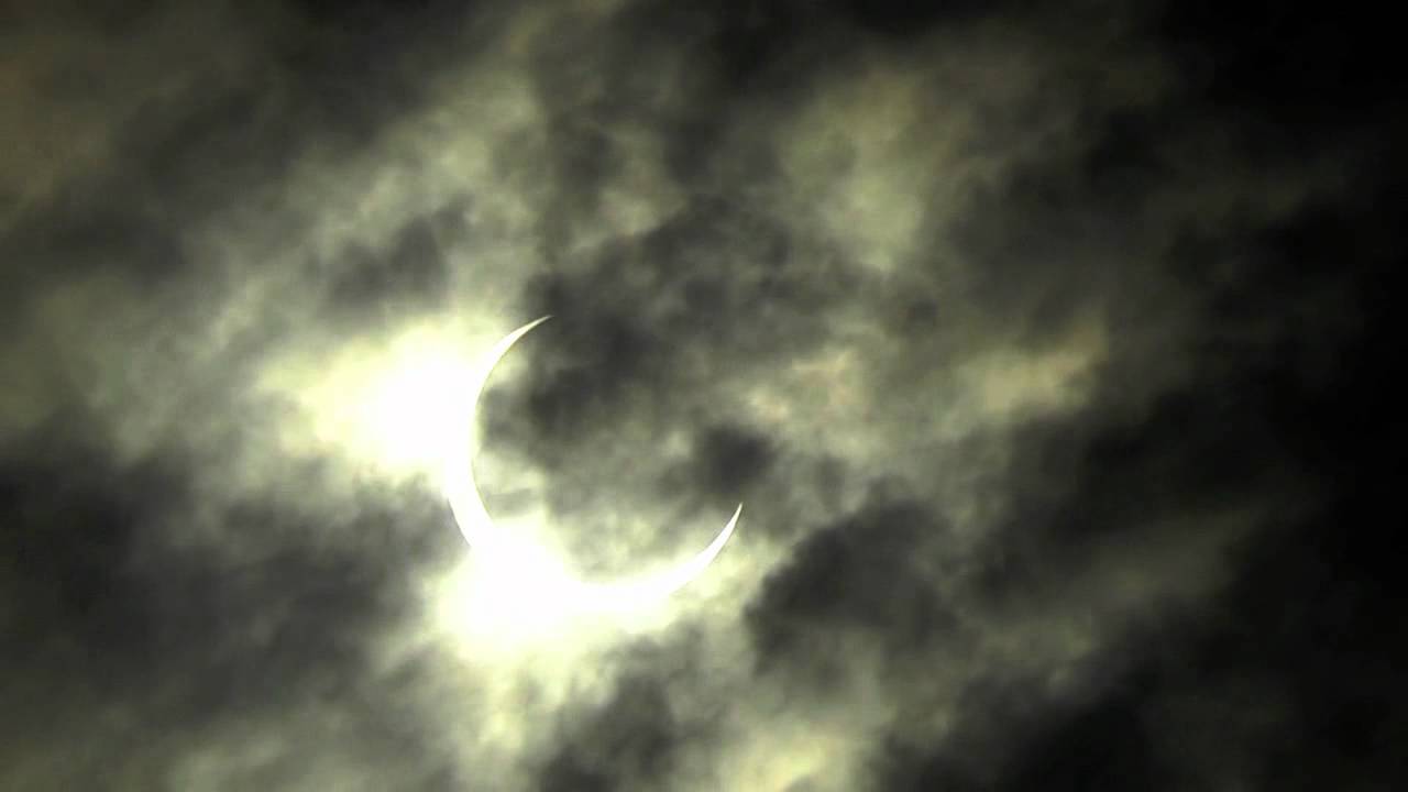 Full Solar Eclipse in Tokyo on May 21st 2012 - YouTube