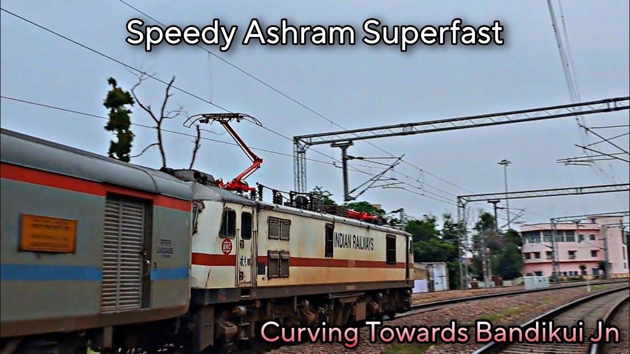 37279 BRC WAP7 Equipped with Single Arm HR Pantograph - With Delhi ...