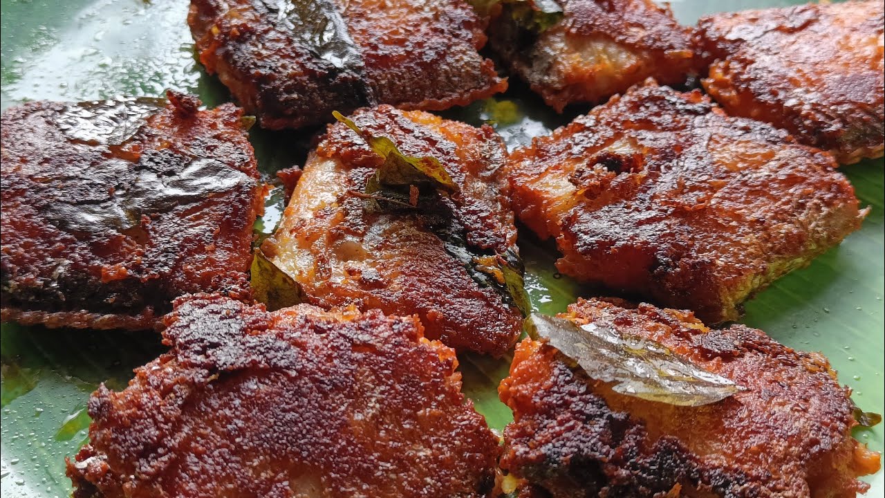 இது வாழ மீனா வாழ இலையா ஈஸியா ஒட்டாம வருதே | Emperor fish dish. - YouTube