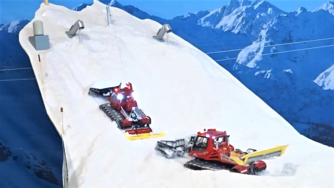 Best of RC Pistenbully in Action | Messen in Germany | RC Fun Action ...