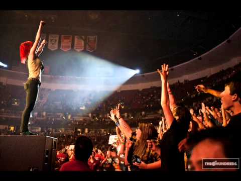 Paramore @Honda Civic Tour Intro + Ignorance - YouTube